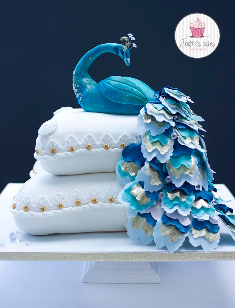 Peacock cake 3 - Friddle's Cakes