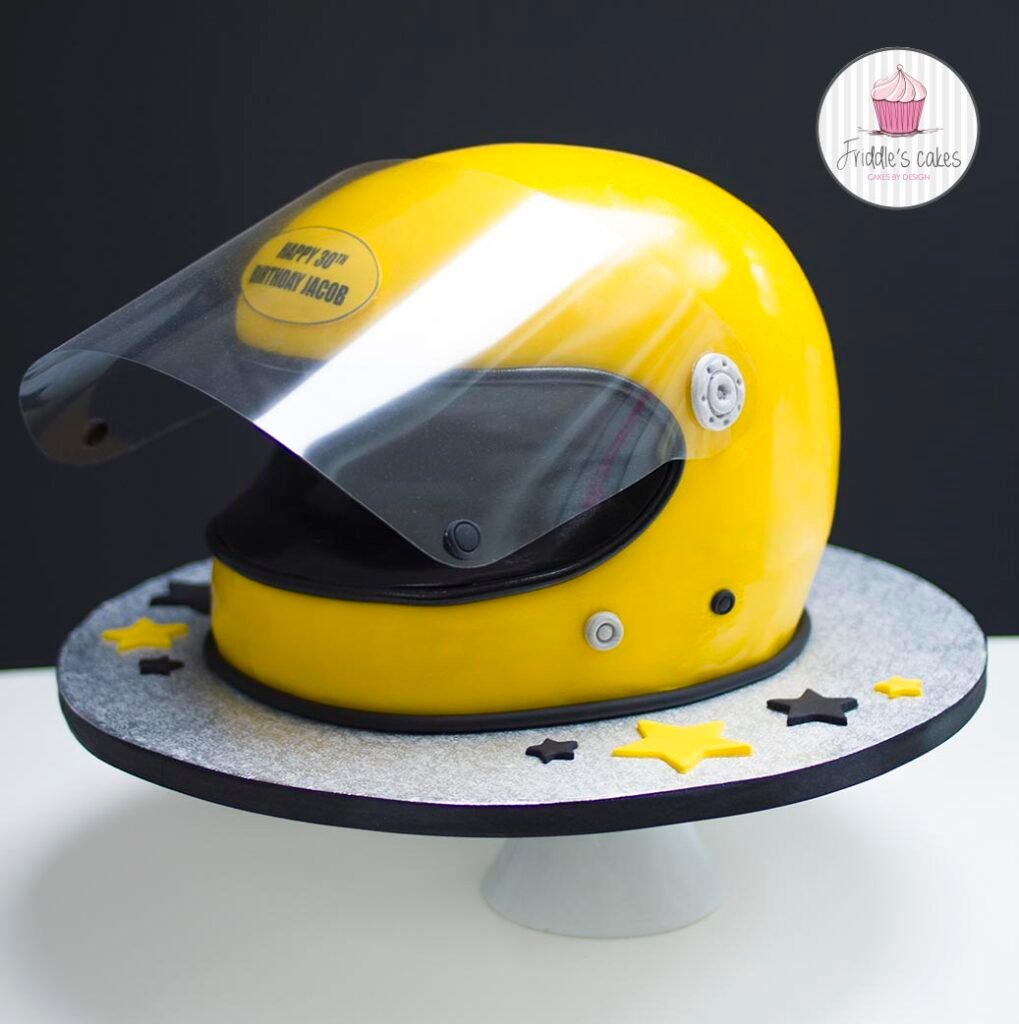 Helmet cake - Friddle's Cakes