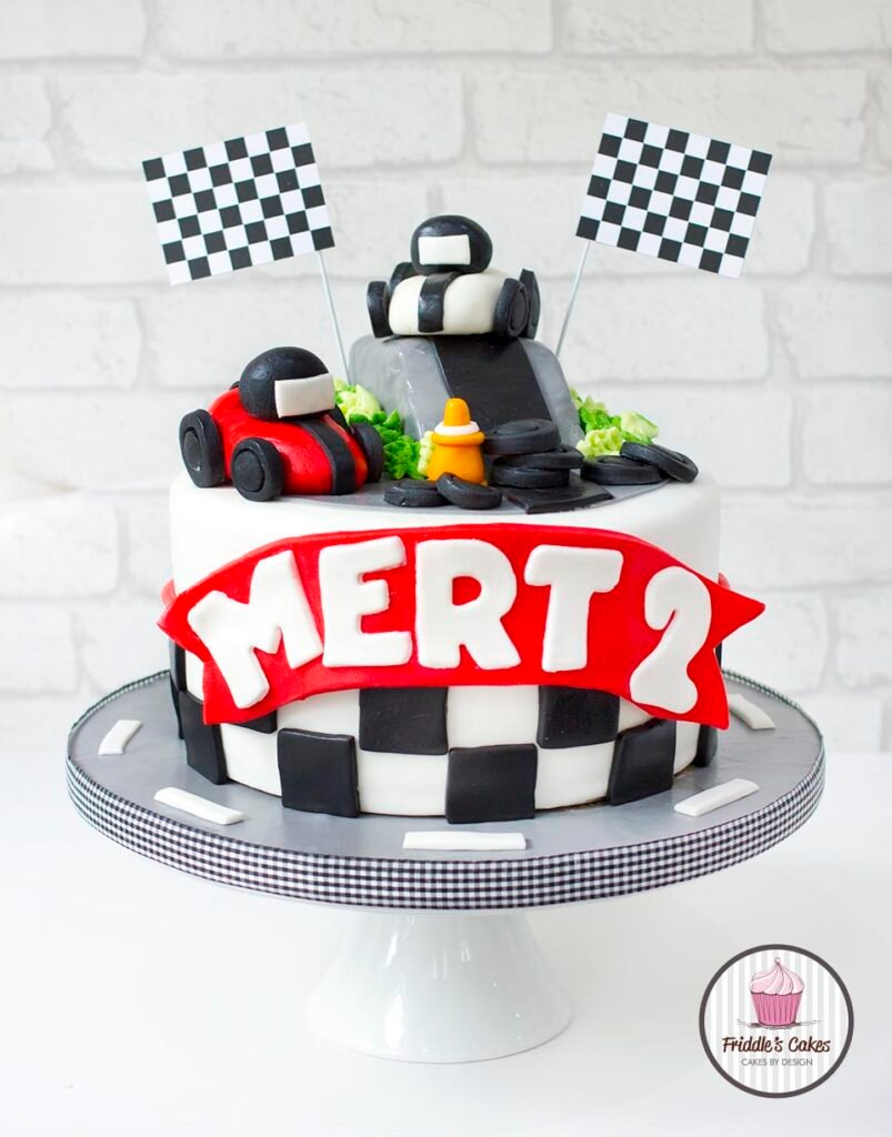 Racing cars - Friddle's Cakes