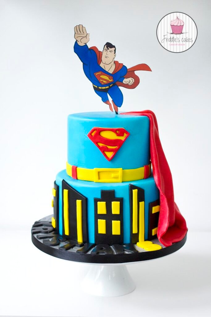 Superman cake - Friddle's Cakes